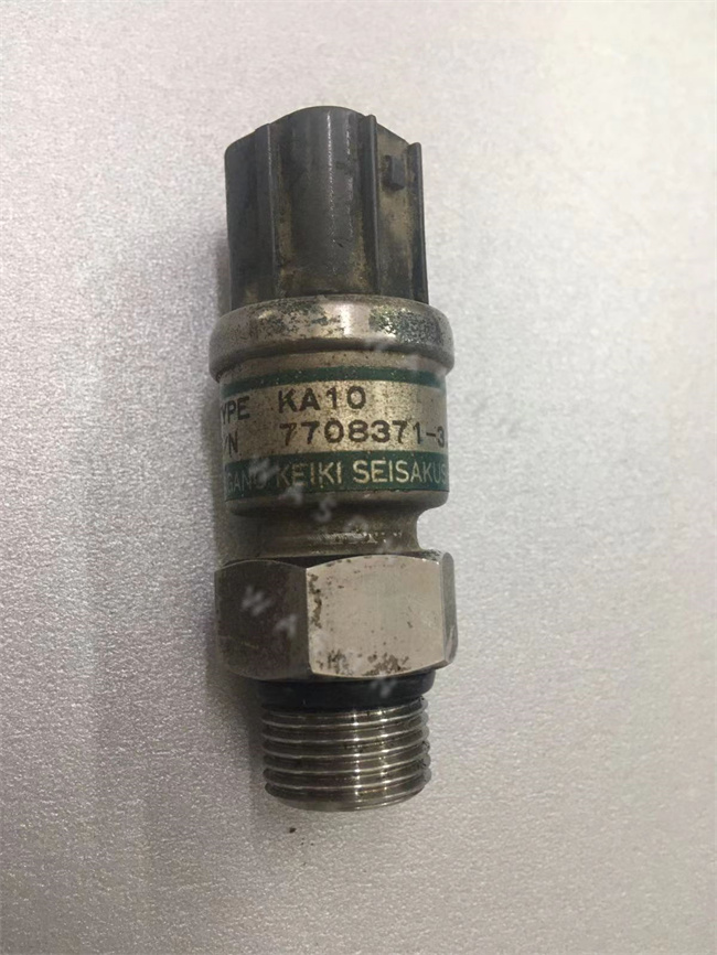 HD Pressure Sensor 889-30538003 7708371 0.35MPA
